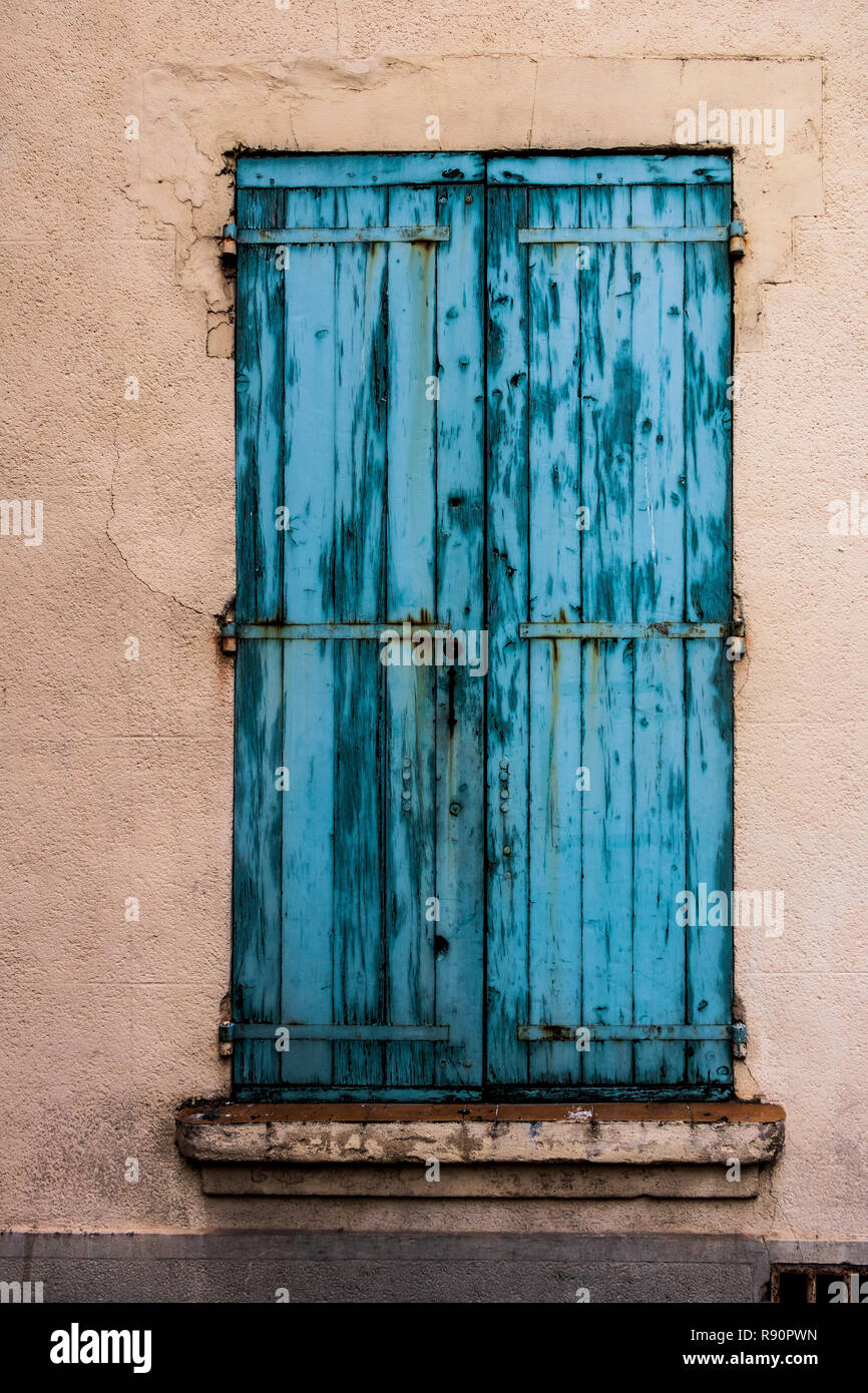 Vintage windows wood shutters hi-res stock photography and images - Alamy