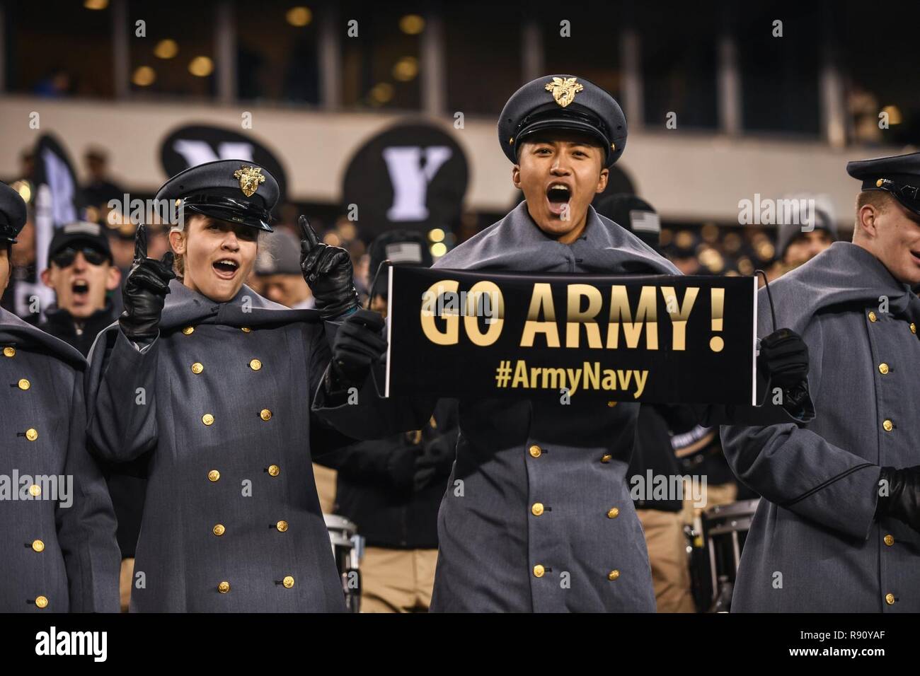 West Point cadets cheer during the 119th Army-Navy Game in Philadelphia ...