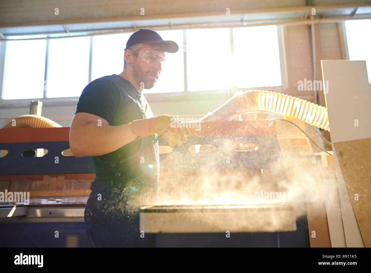 Dusty workbench hi-res stock photography and images - Alamy