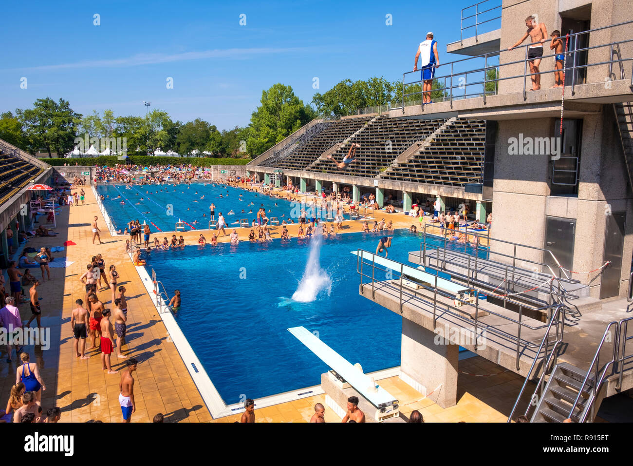 Berlin summer pool hi-res stock photography and images - Alamy