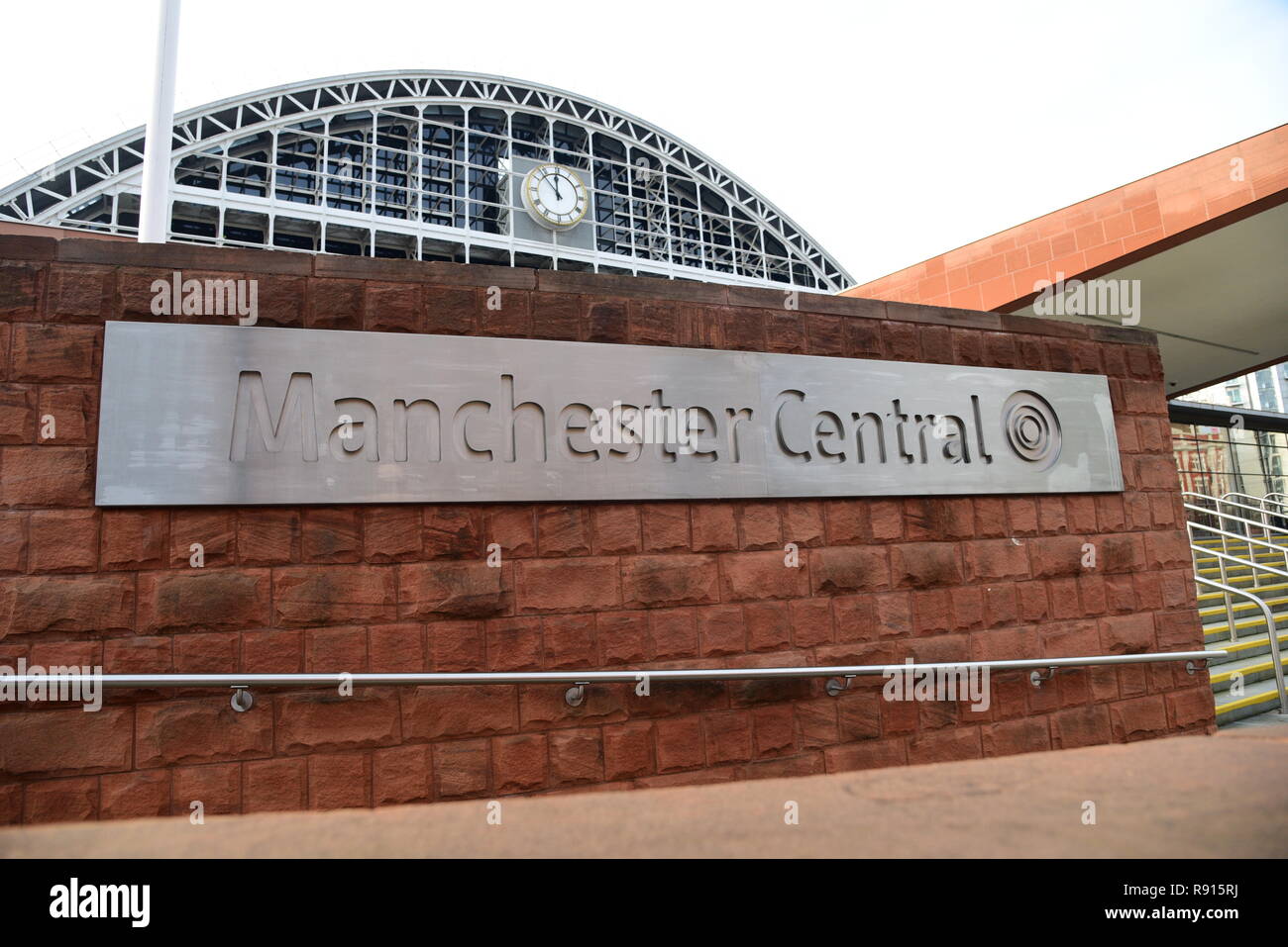Manchester central convention centre hi-res stock photography and ...