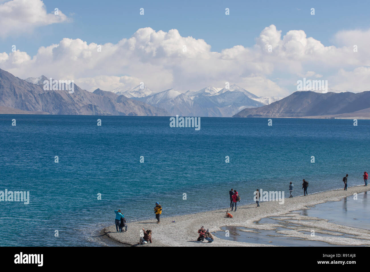 Lago pangong tso hi-res stock photography and images - Alamy