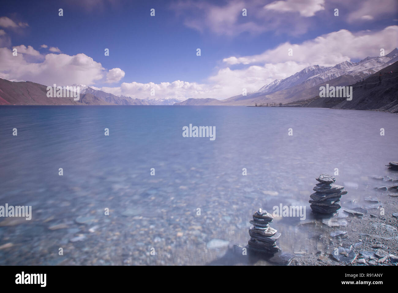 Lago pangong tso hi-res stock photography and images - Alamy