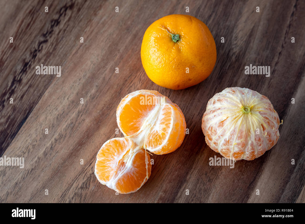 Peeled satsuma hi-res stock photography and images - Alamy