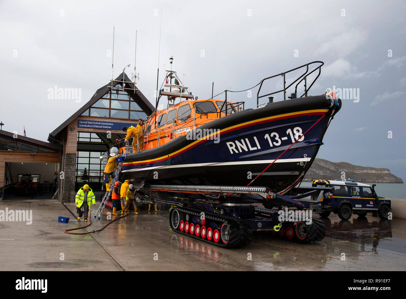 Llandudno RNLI Shannon Class lifeboat being cleaned and hosed down ...