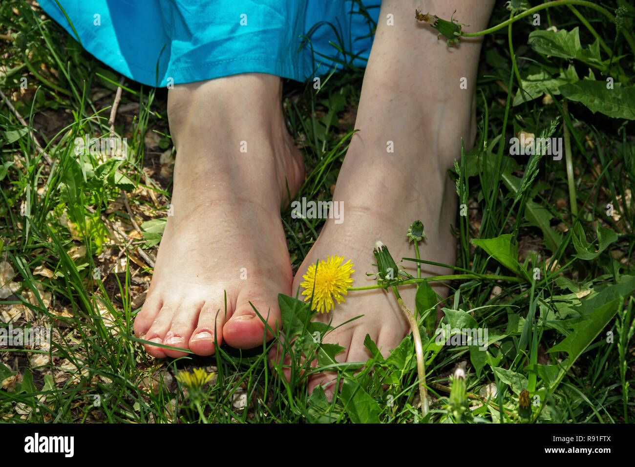 Natural feet hi-res stock photography and images - Alamy