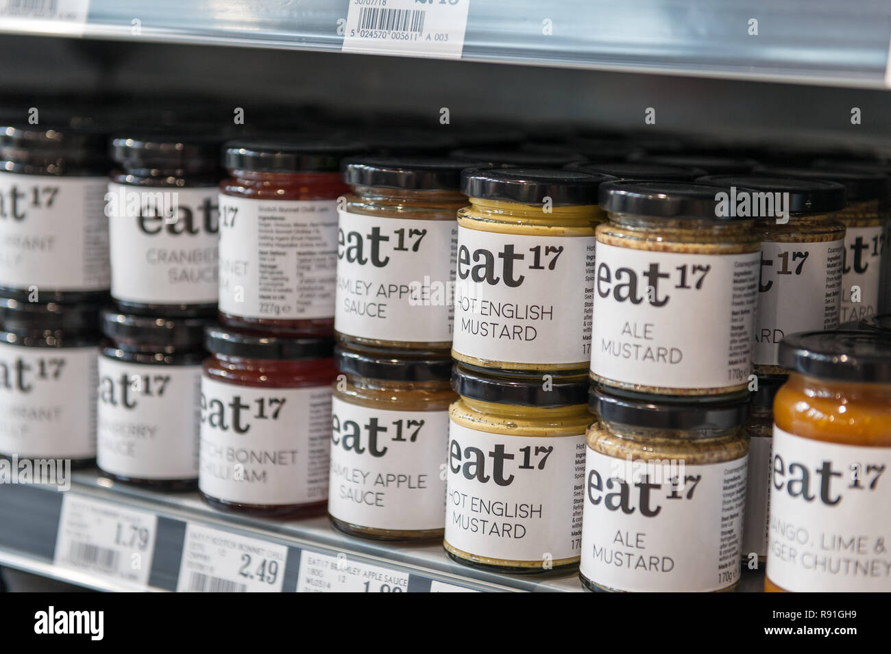 Condiments shop hi-res stock photography and images - Alamy