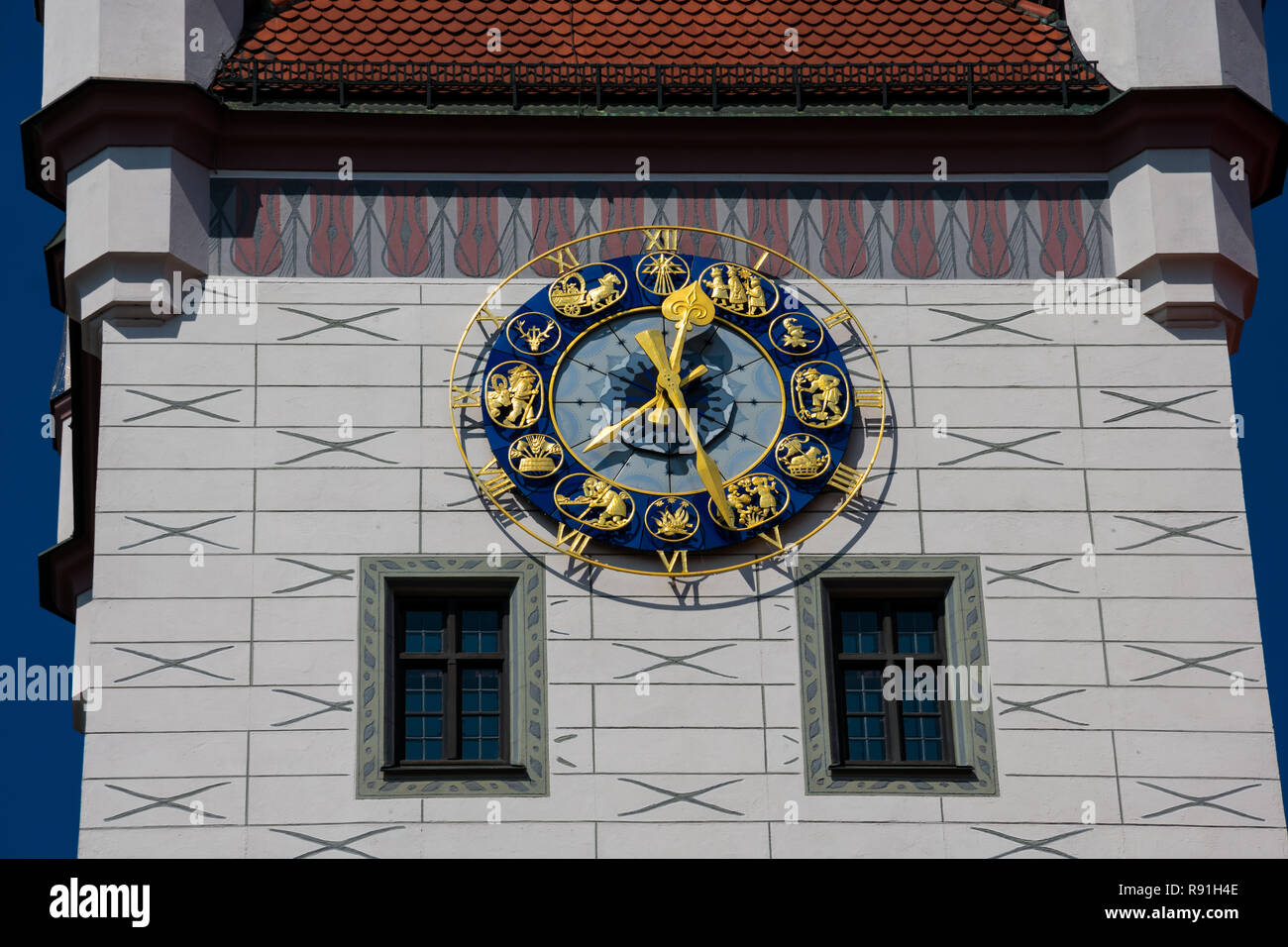 Gothic style clock tower at munich hi-res stock photography and images ...