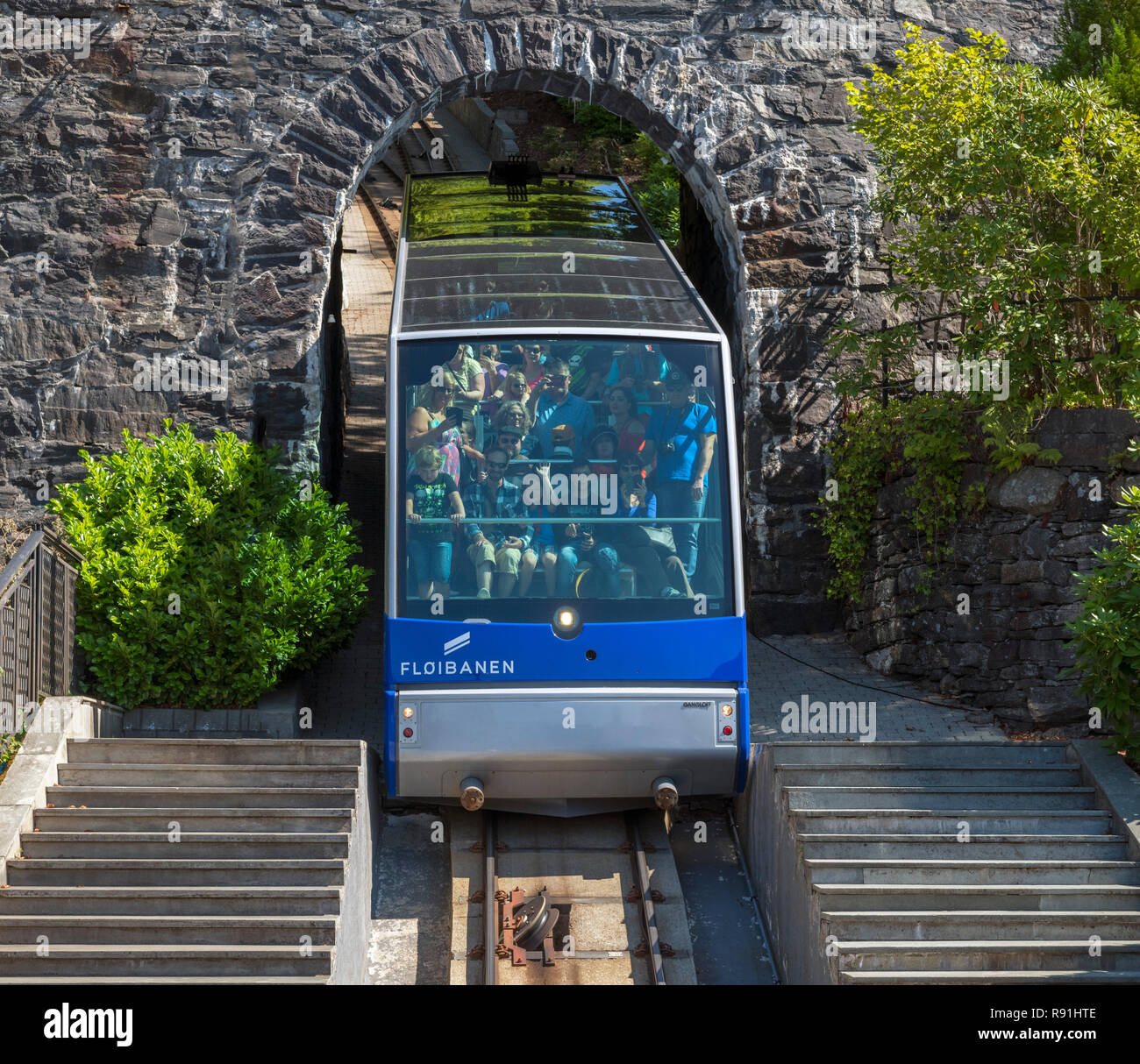Floibanen funicular railway bergen hi-res stock photography and images ...