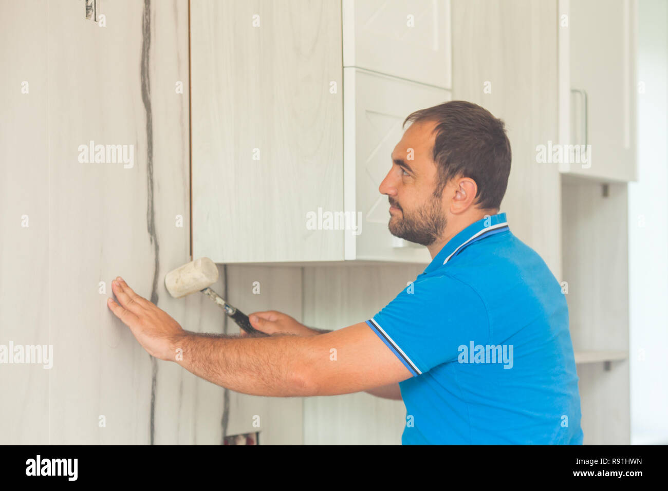 Peg and hammer hi-res stock photography and images - Alamy