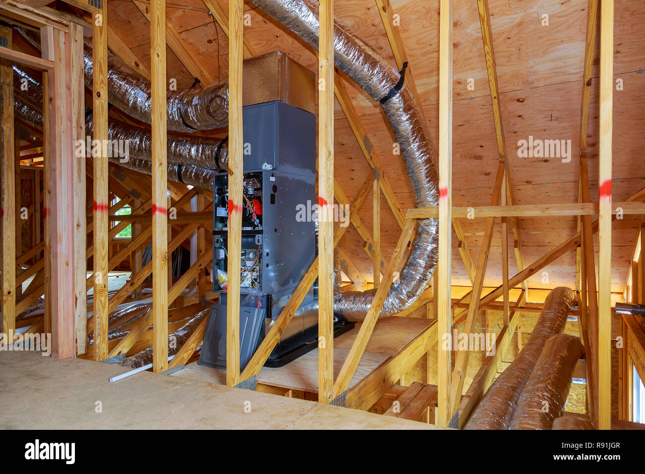 installation of heating system on the roof of the pipe system of ...