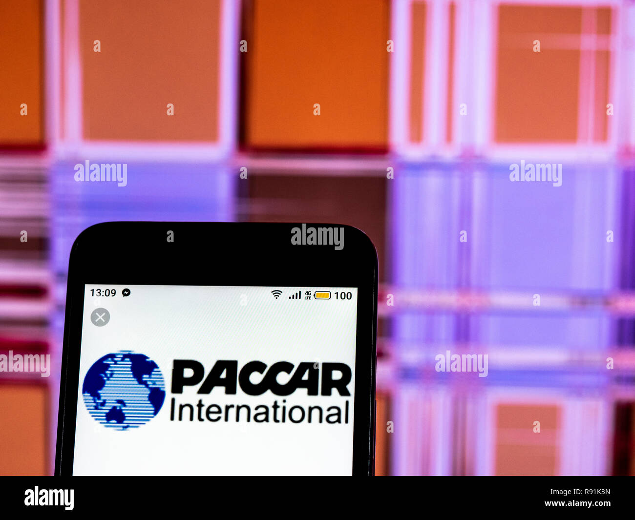 Paccar logo hi-res stock photography and images - Alamy
