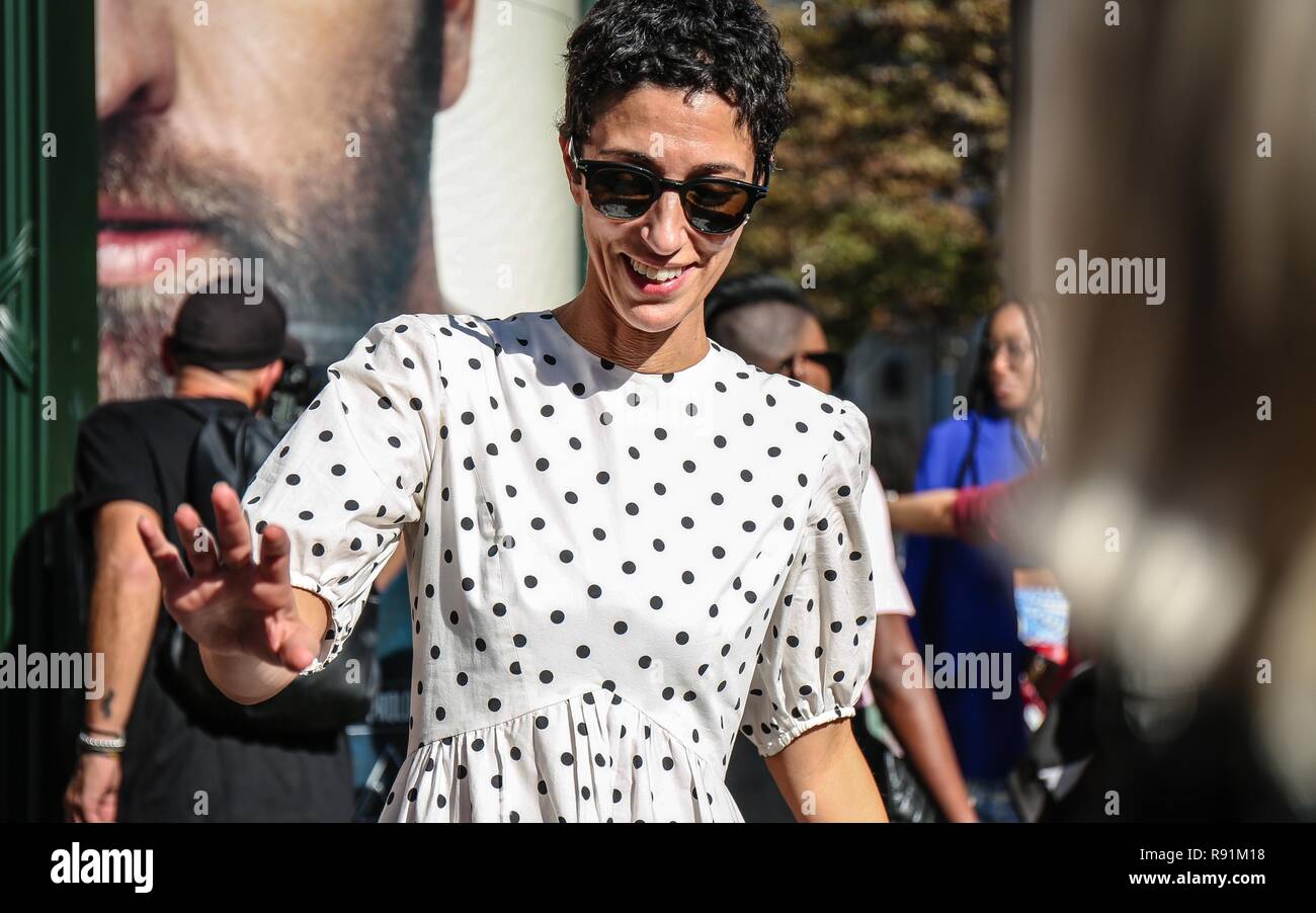 PARIS, France- September 27 2018: Yasmin Sewell on the street during ...