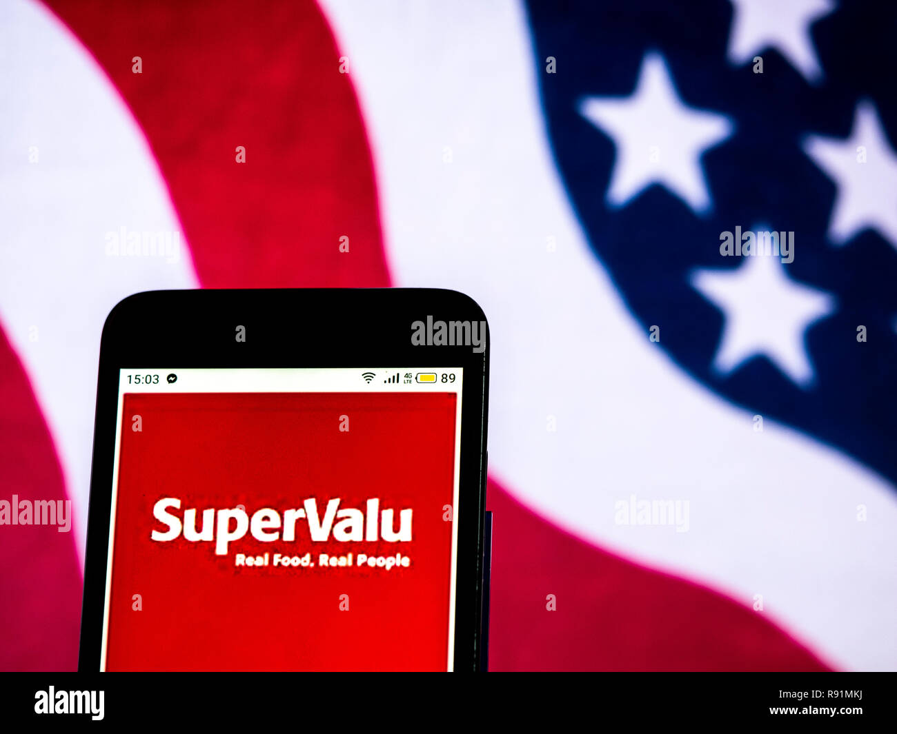 Supervalu logo hi-res stock photography and images - Alamy