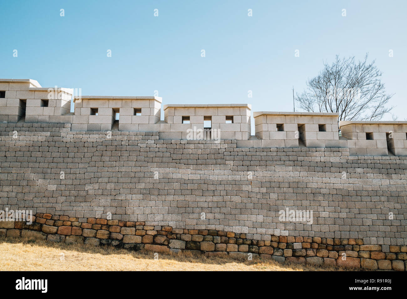 Korean traditional fortress stone wall in Seoul, Korea Stock Photo - Alamy