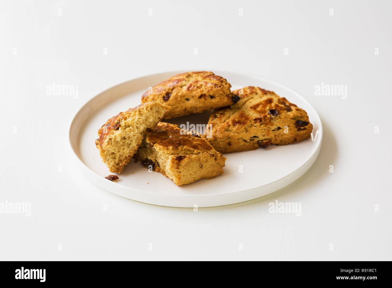 Fresh british scone hi-res stock photography and images - Alamy