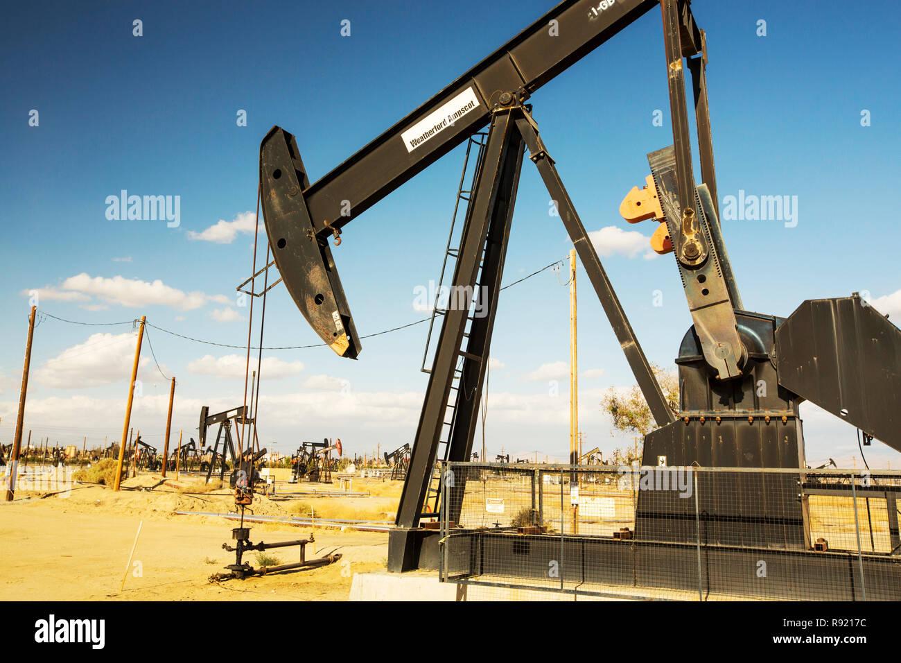 Oildale hi-res stock photography and images - Alamy