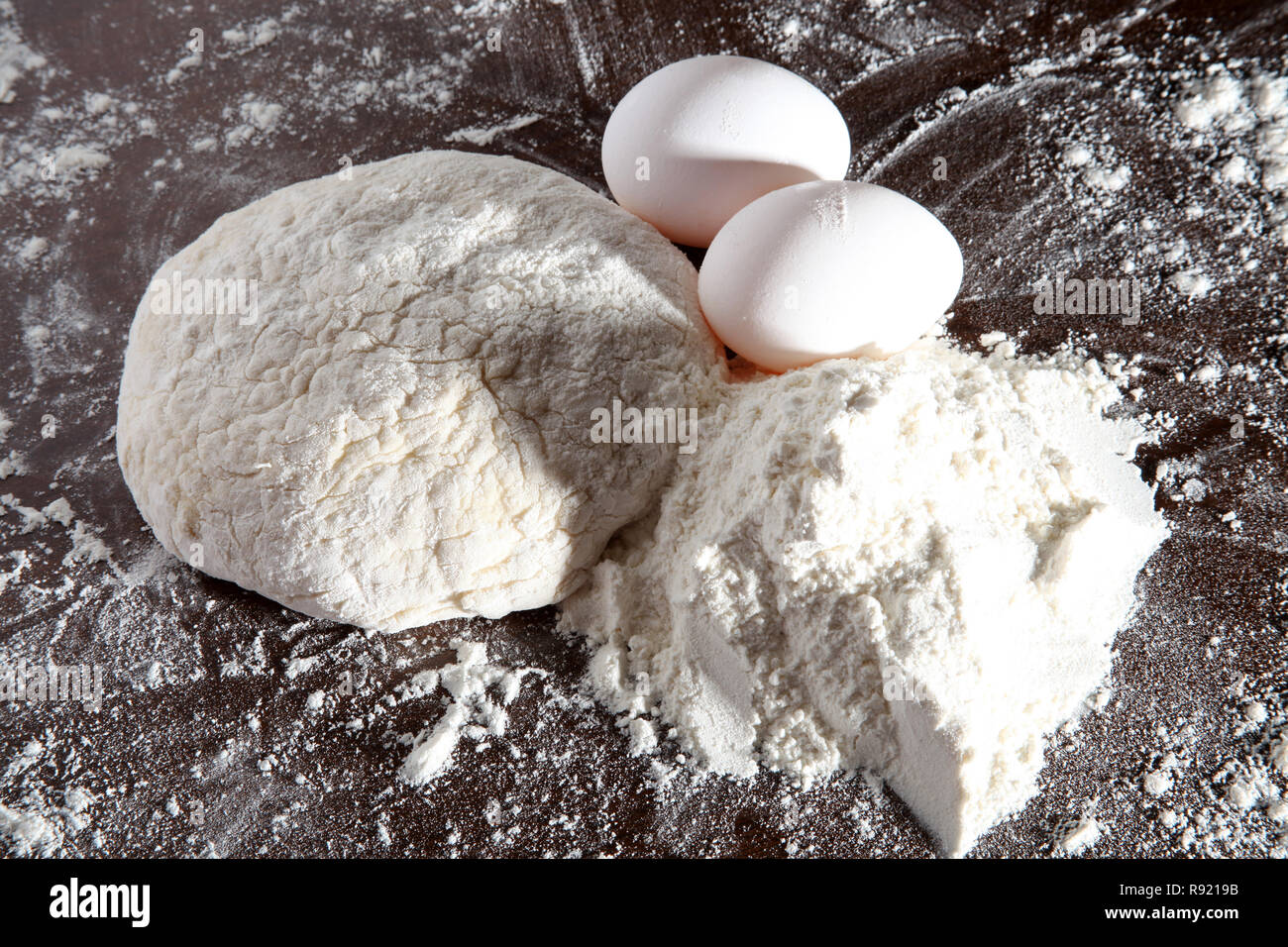 Fresh raw bread dough Stock Photo - Alamy