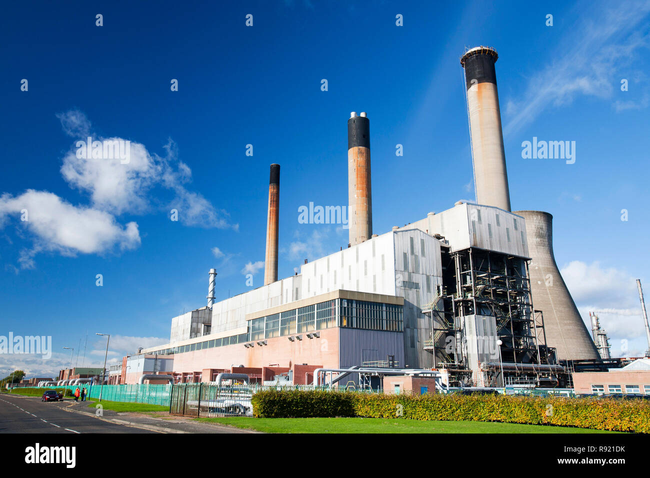 Oil refinery at Grangemouth in the Firth of Forth, Scotland, UK. It is ...