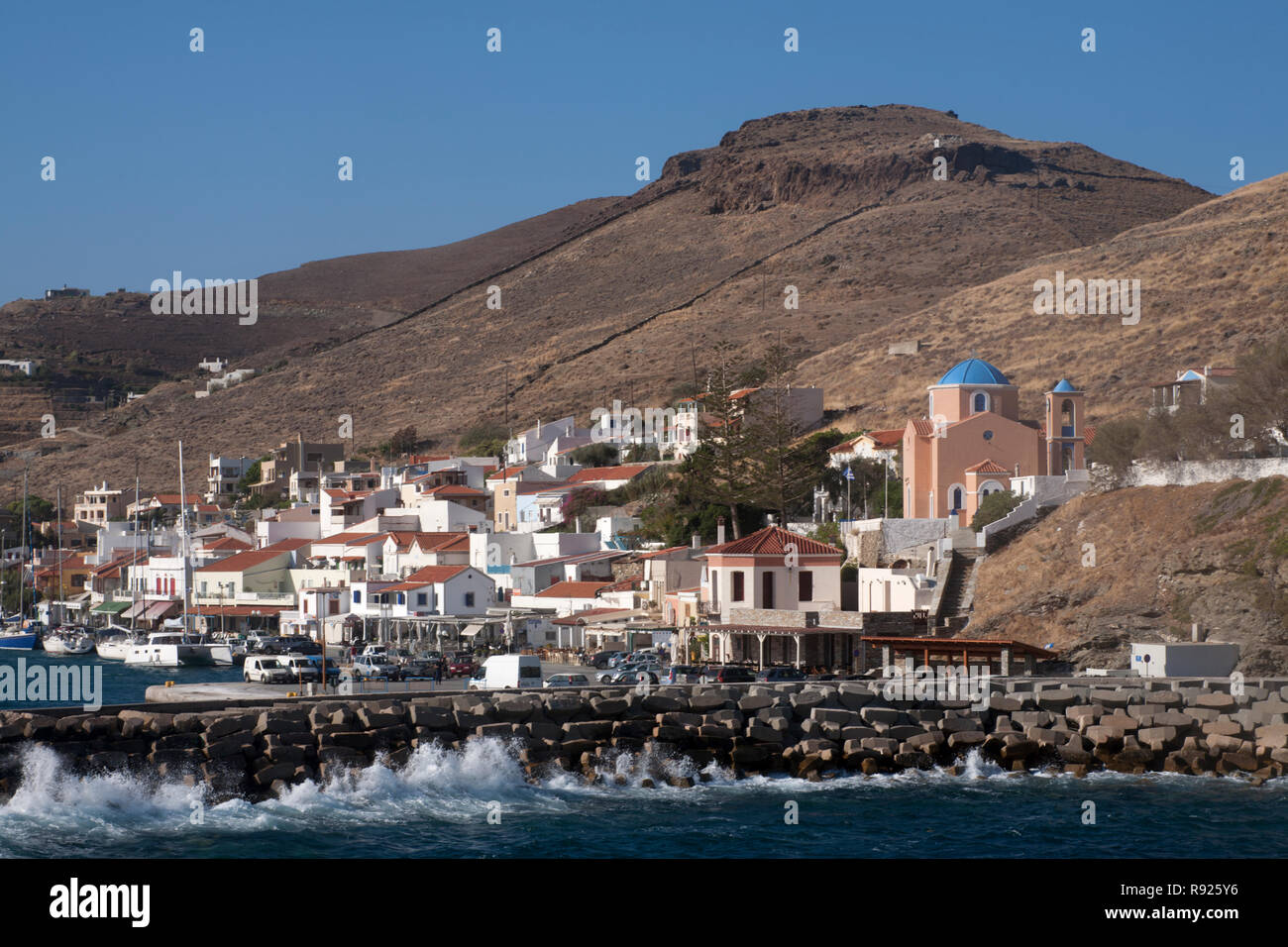 korissia port kea cyclades greece Stock Photo - Alamy