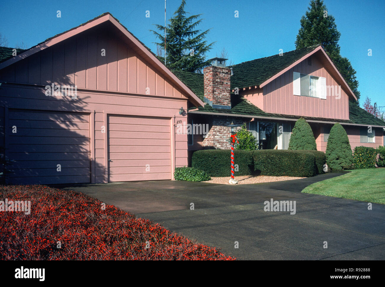 Split Level Style House in a Middle Class neighborhood, Santa Rosa, CA ...