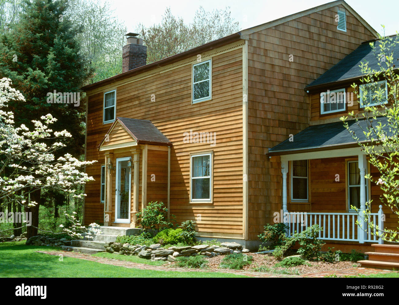 Unpainted house hi-res stock photography and images - Alamy