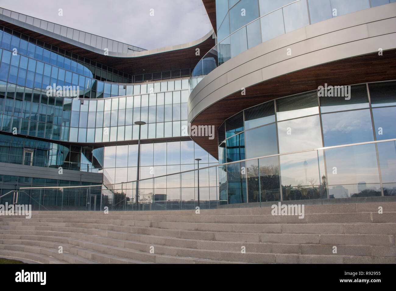 Kellogg School of Management Exterior Northwestern University Stock ... Kellogg School of Management Exterior Northwestern University Stock ...