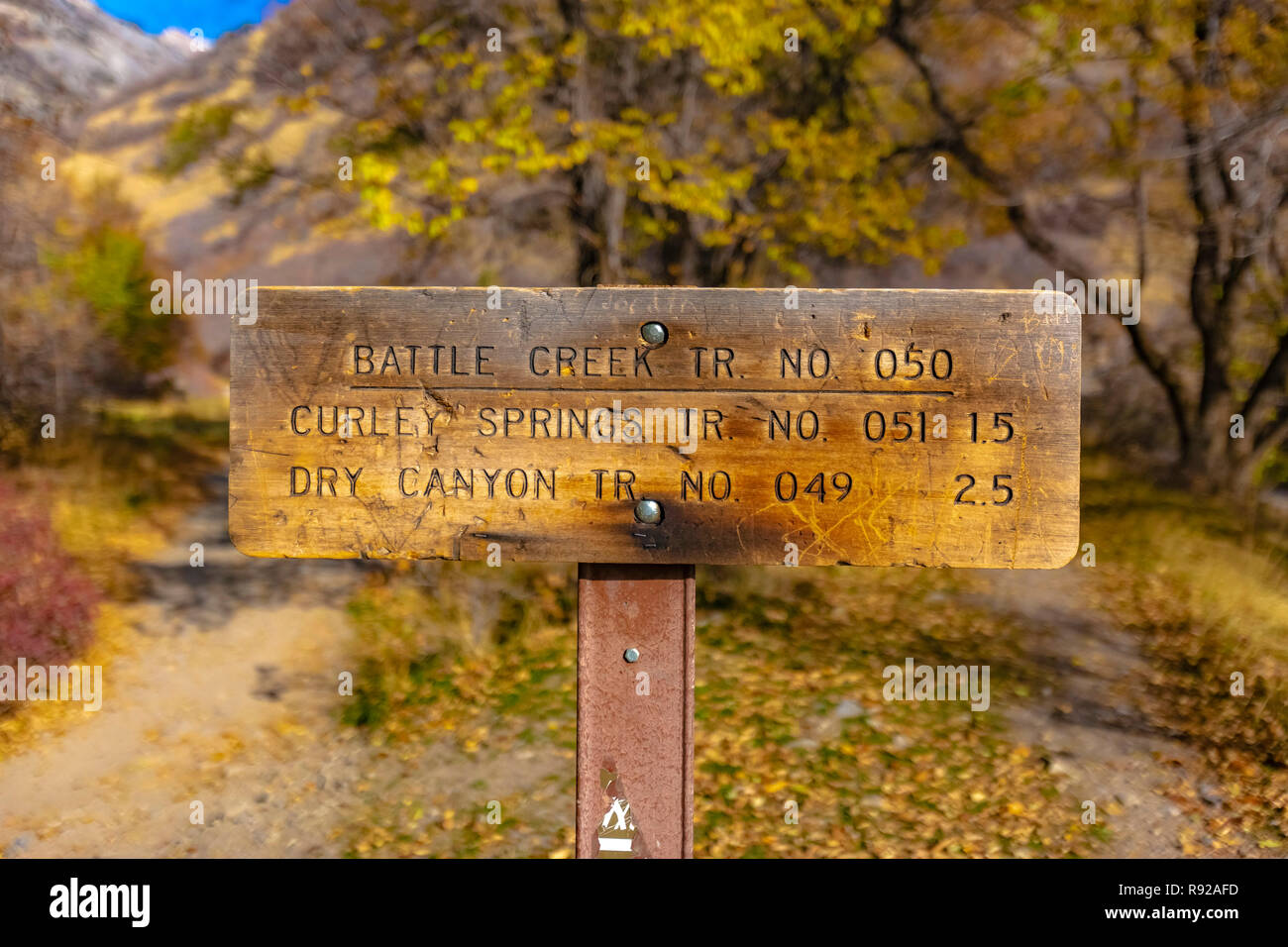 Dry creek trailhead hi-res stock photography and images - Alamy