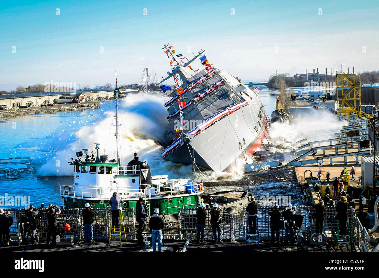 The U.S. Navy future littoral combat ship USS St. Louis launches ...
