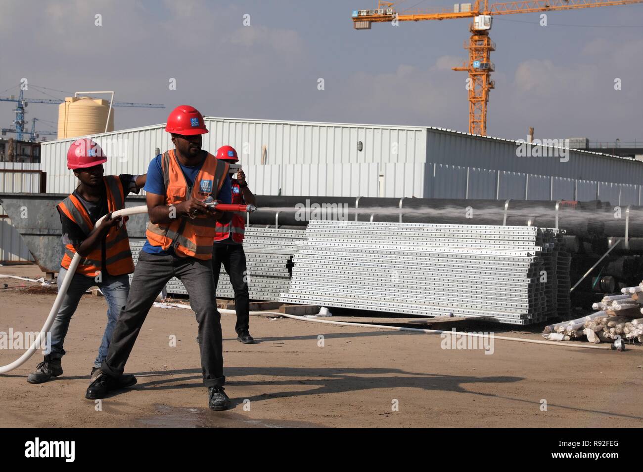 Farwaniya, Kuwait. 18th Dec, 2018. Firefighters of China State ...