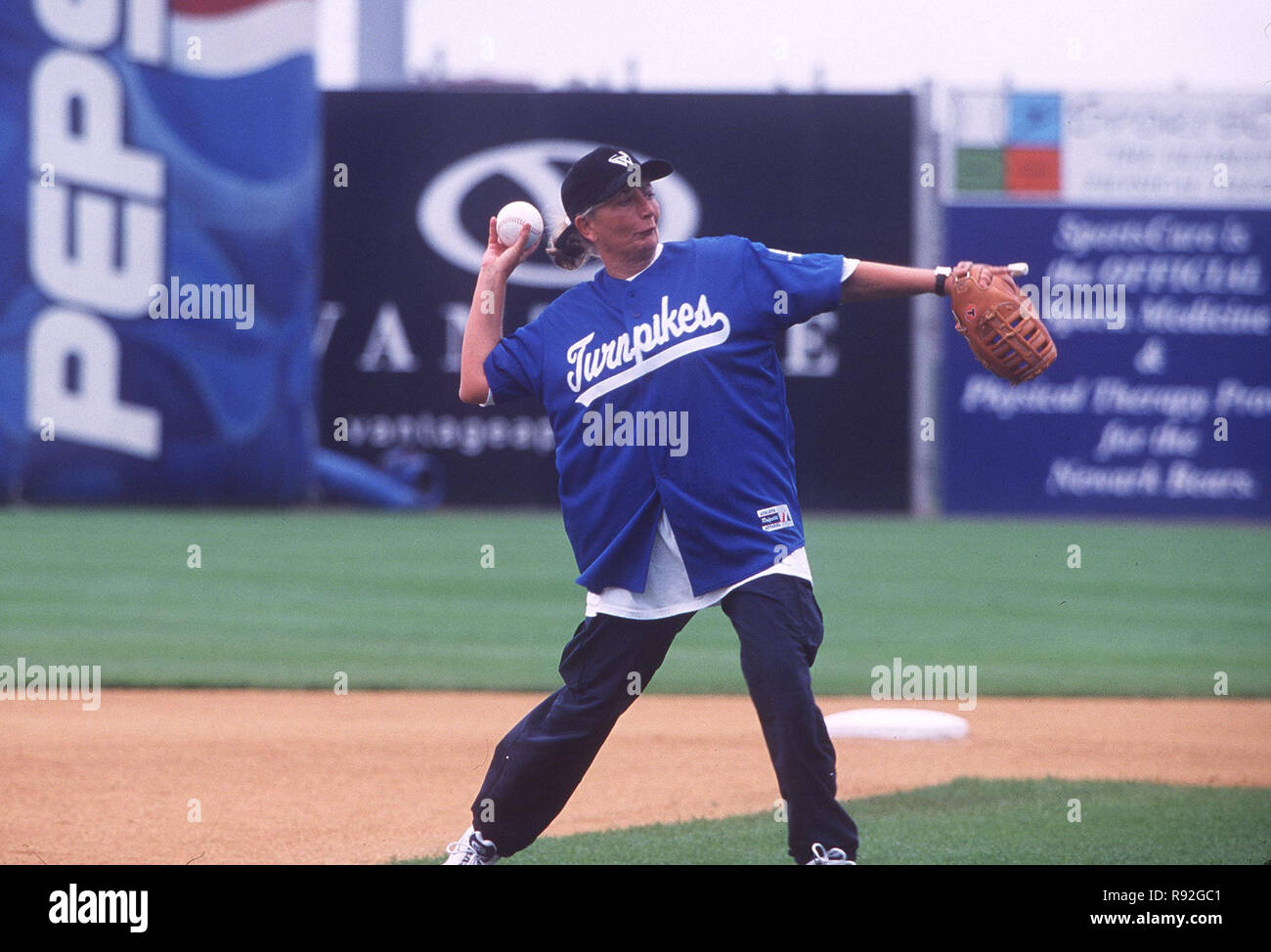 Marshall bear hi-res stock photography and images - Alamy
