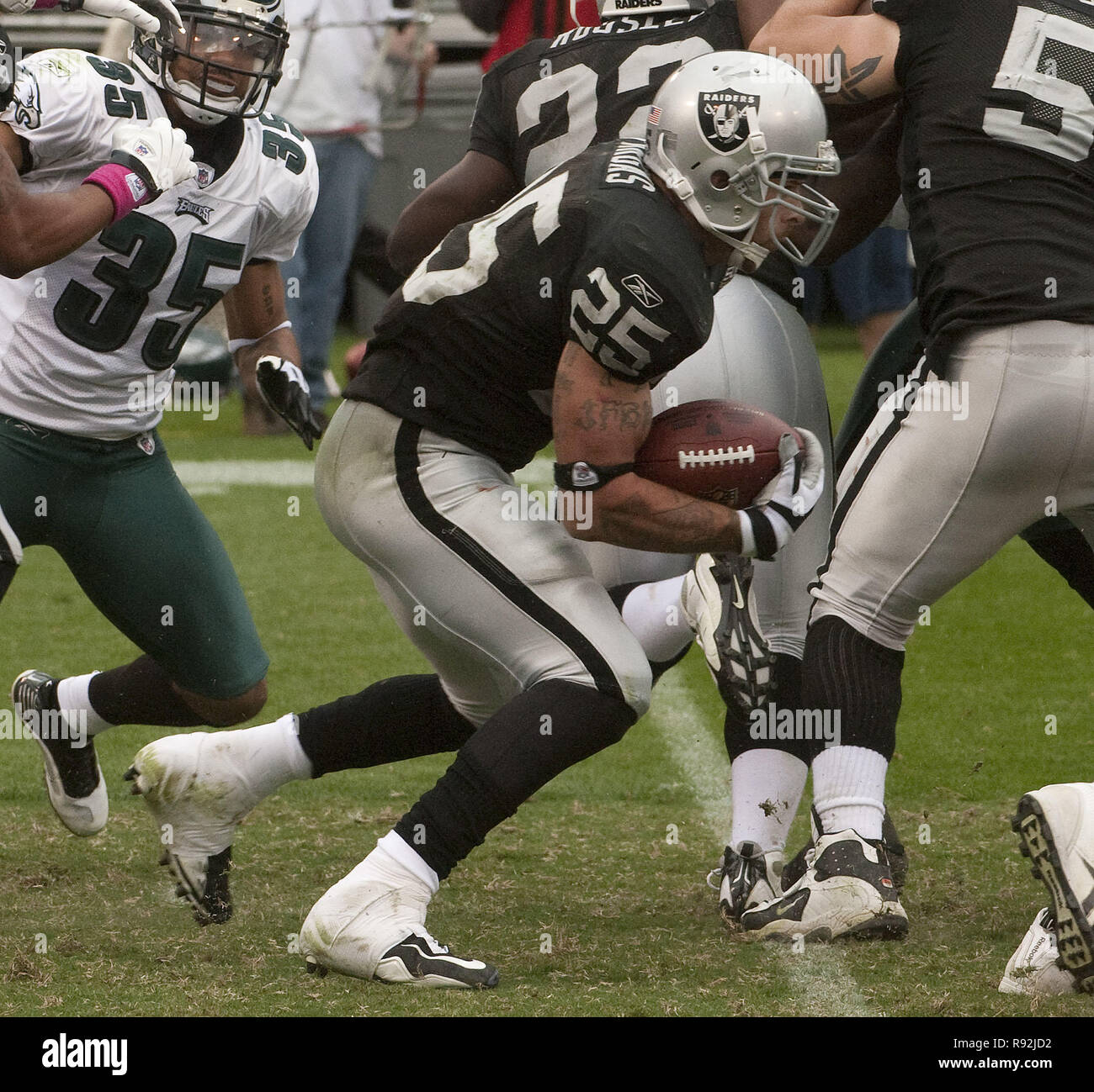 Oakland, California, USA. 18th Oct, 2009. Oakland Raiders running back ...