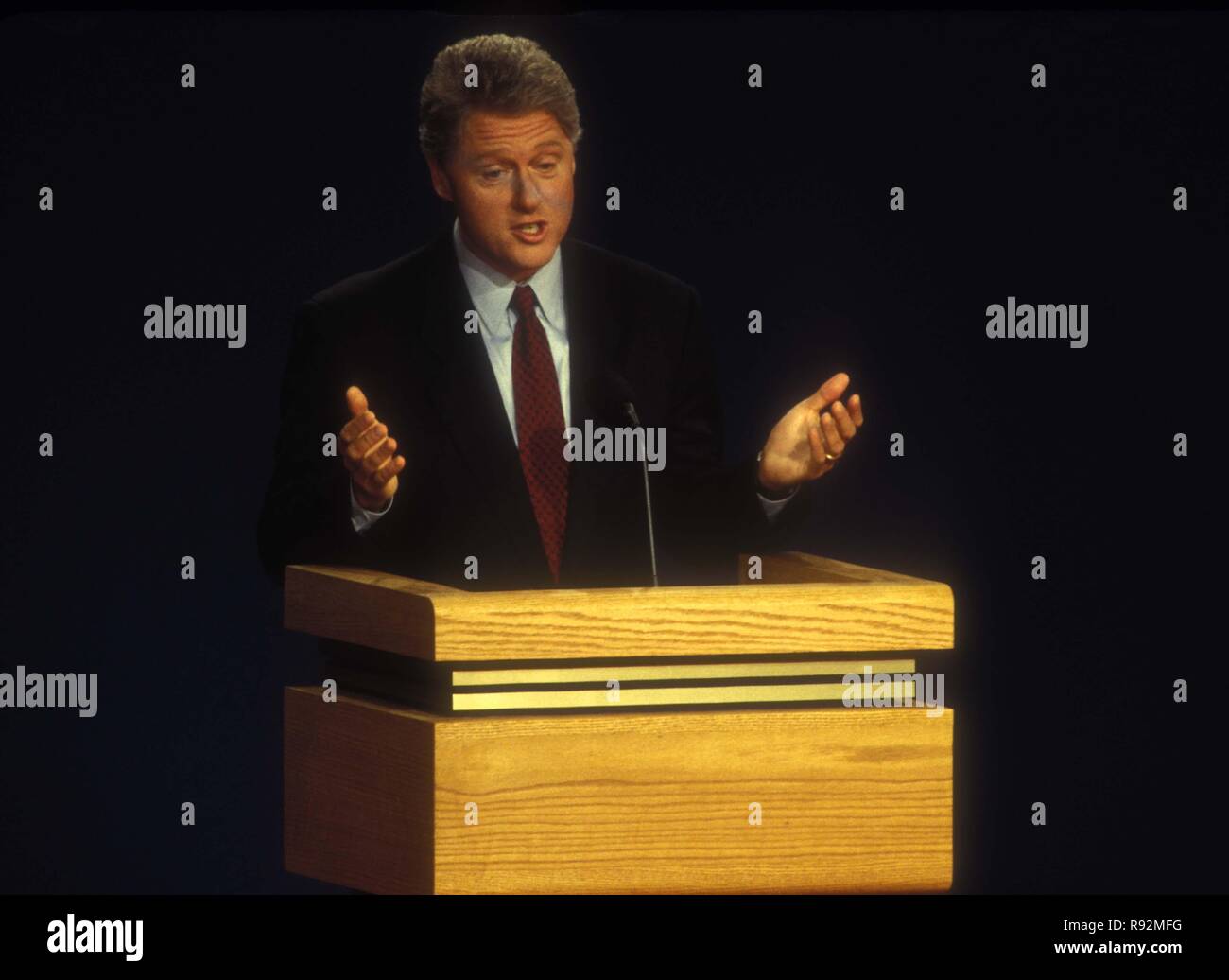 Bush perot clinton debate hi-res stock photography and images - Alamy