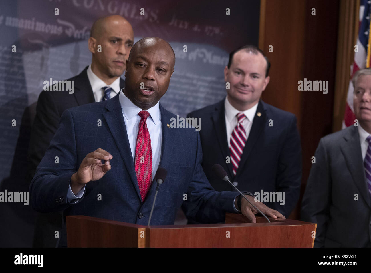 Washington, District of Columbia, USA. 19th Dec, 2018. Senator Tim ...