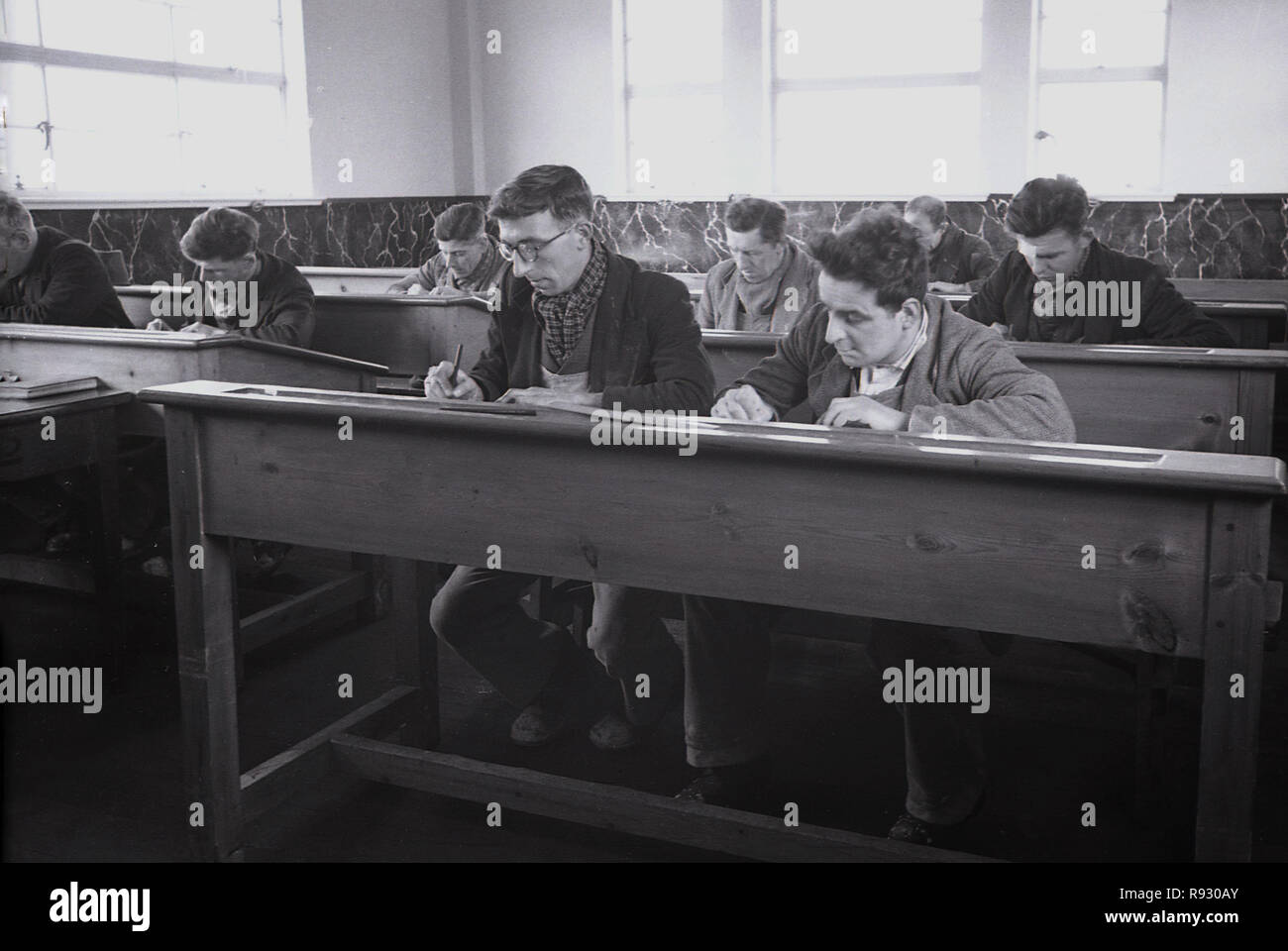 1940s classroom hi-res stock photography and images - Alamy