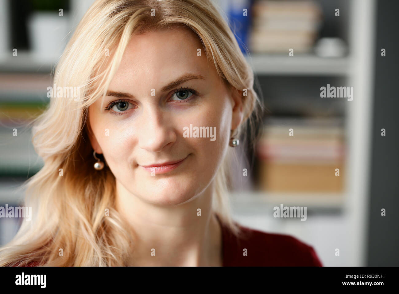 Normal person portrait hi-res stock photography and images - Alamy