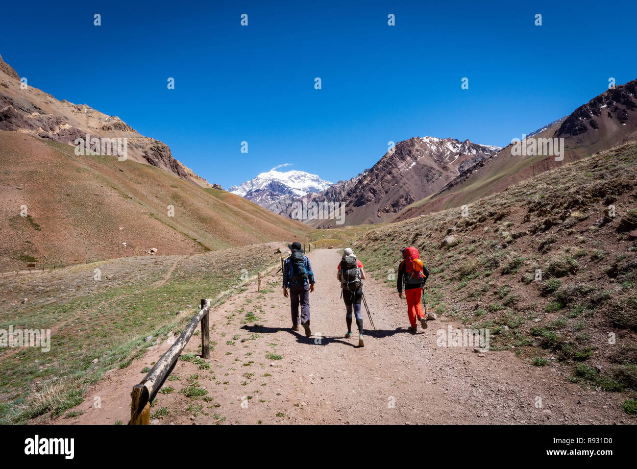 Adventure with mountains, snow, beautiful skies, and more in Aconcagua ...
