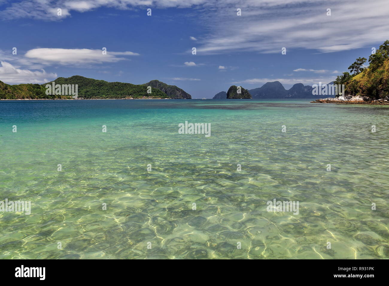 Sailing the Bacuit bay from Corong Corong to Vigan island-north side of ...