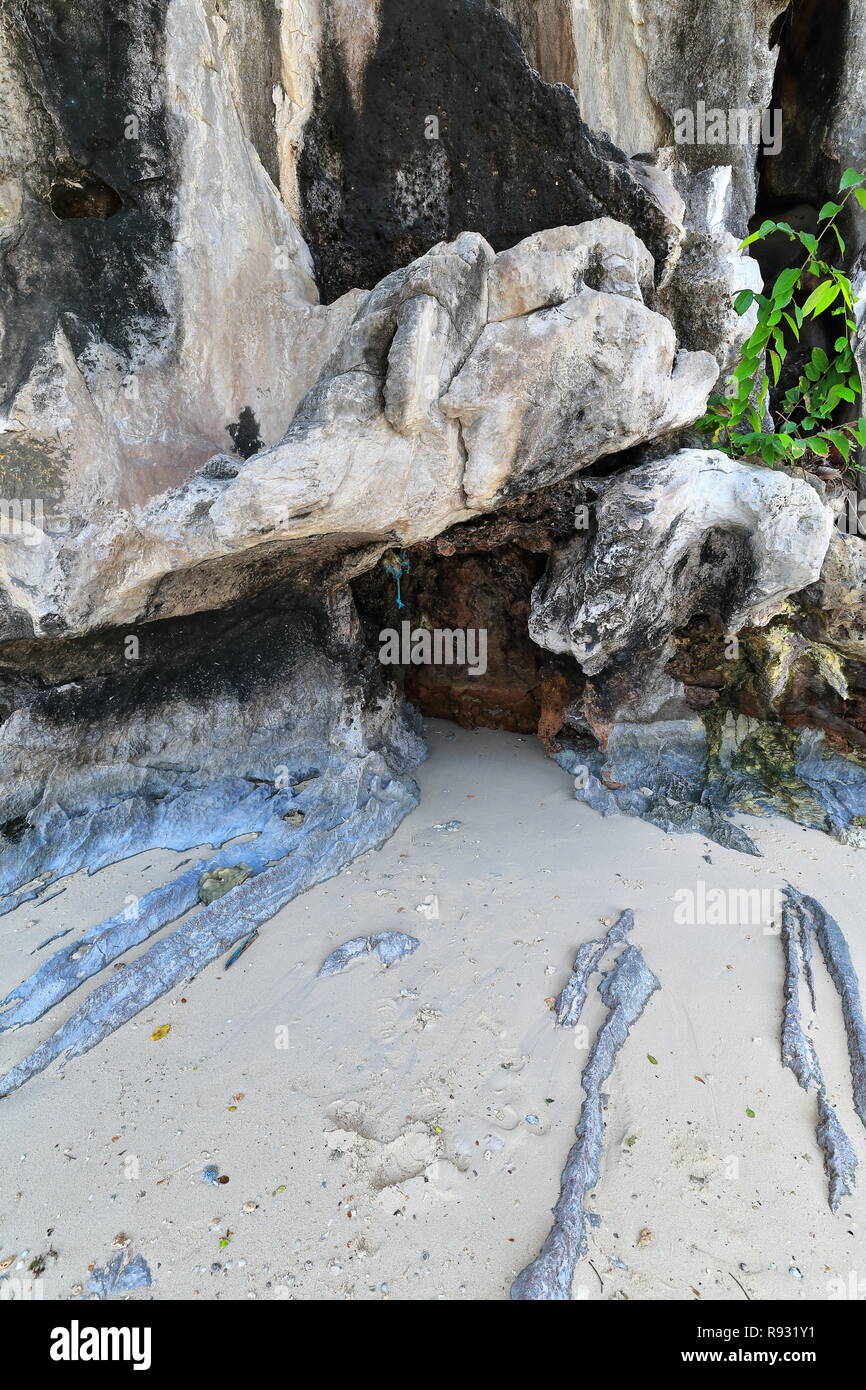 Carbonic acid rocks hi-res stock photography and images - Alamy