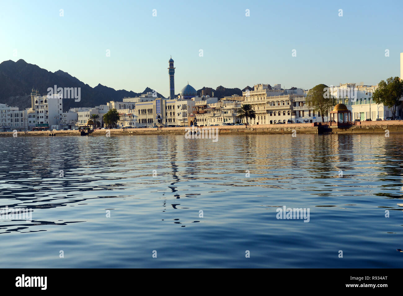 The Mutrah Corniche with the beautiful buildings along the promenade ...