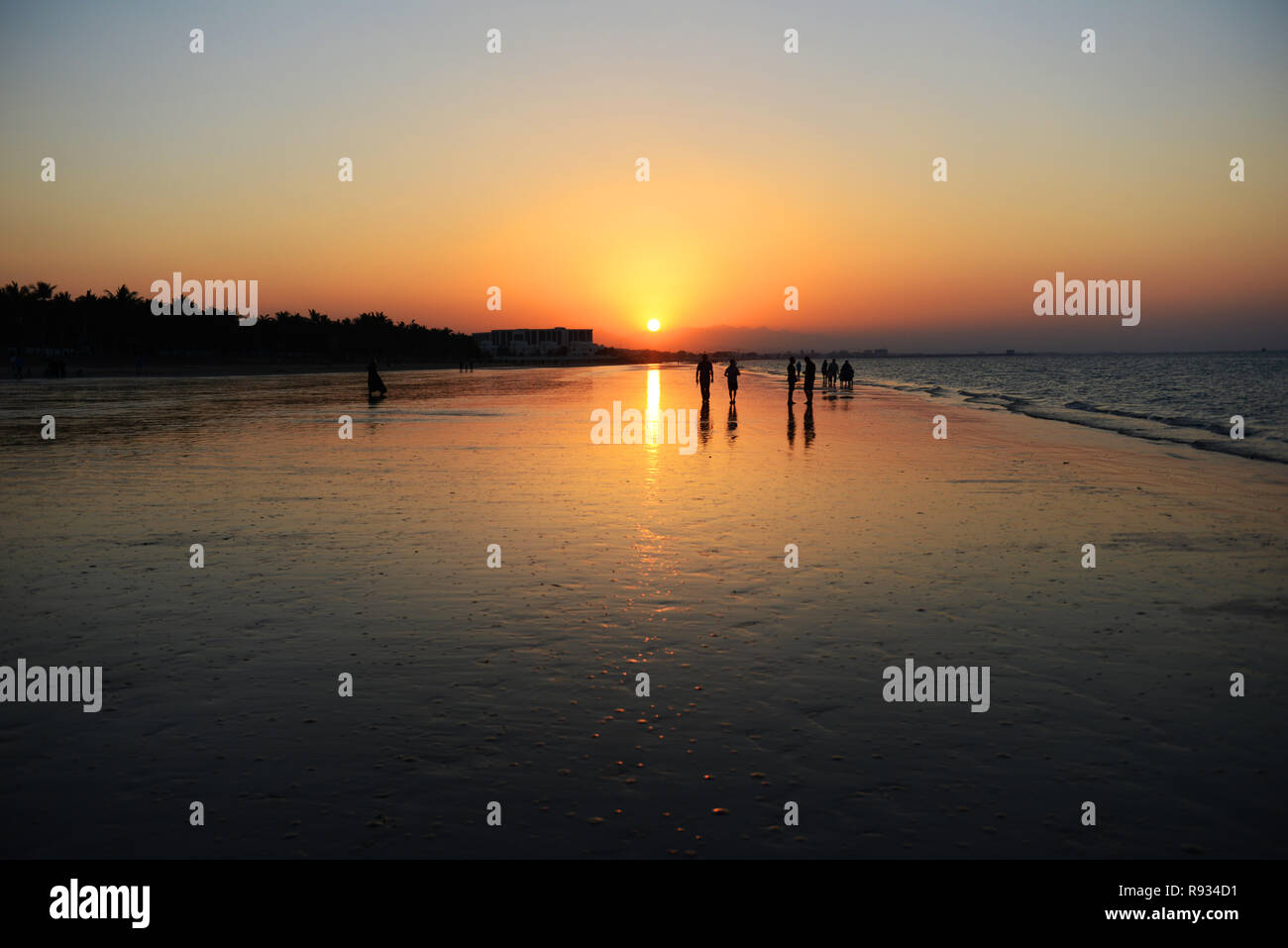Beach sunset middle east hi-res stock photography and images - Alamy
