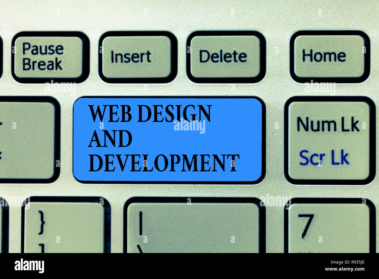 Web content lifecycle text hi-res stock photography and images - Alamy