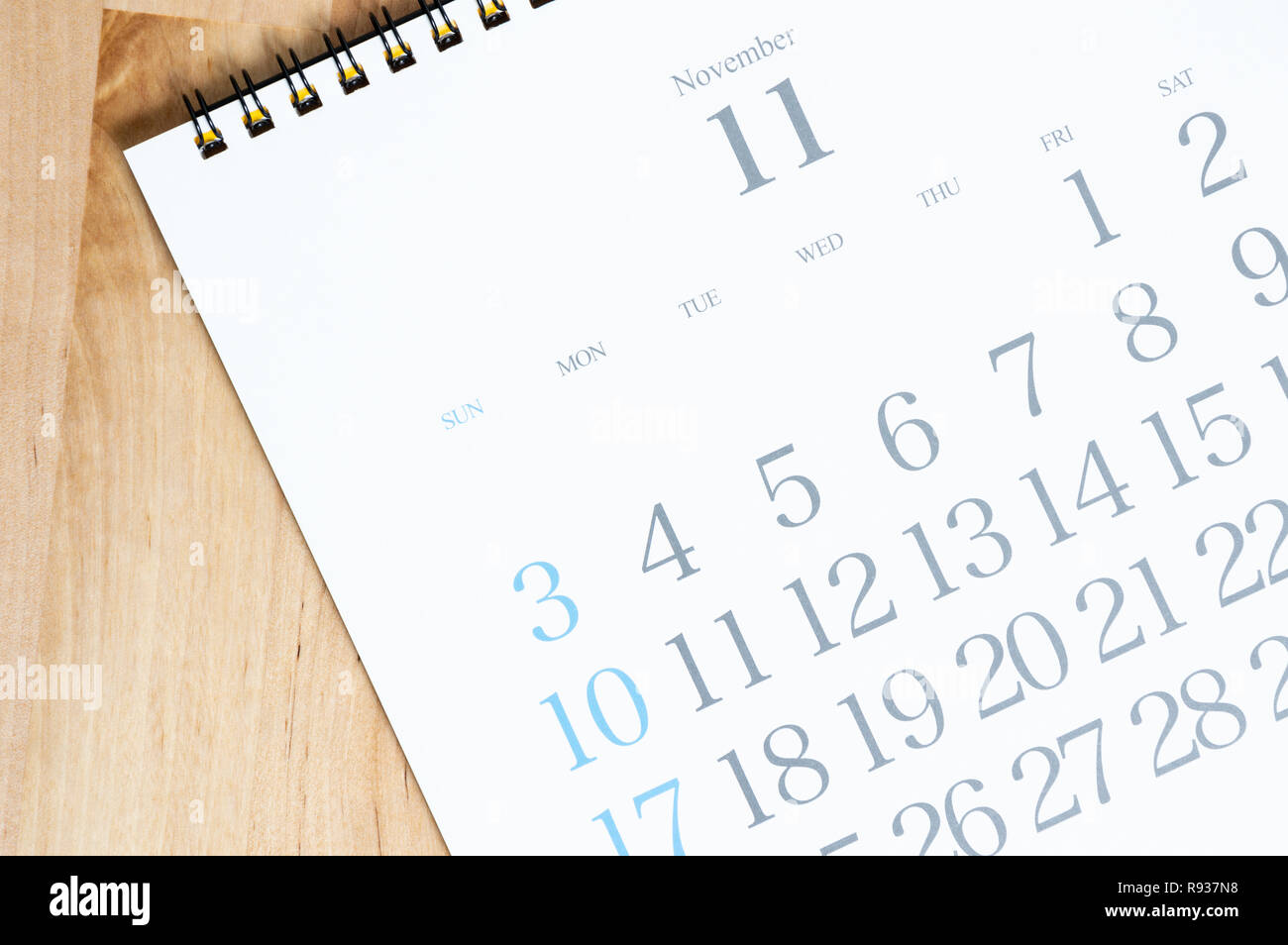Calendar on the table hi-res stock photography and images - Alamy