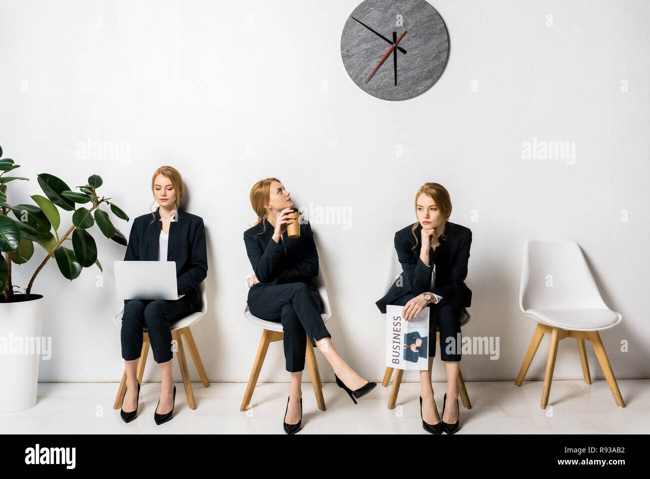 Queue paper hi-res stock photography and images - Alamy
