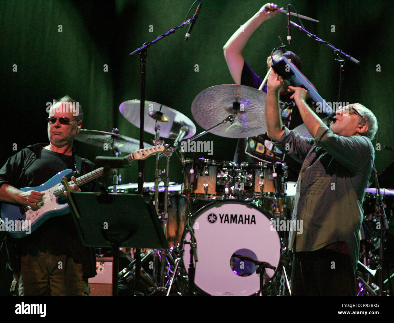 Walter Becker (L) and Donald Fagen with Steely Dan perform in concert ...
