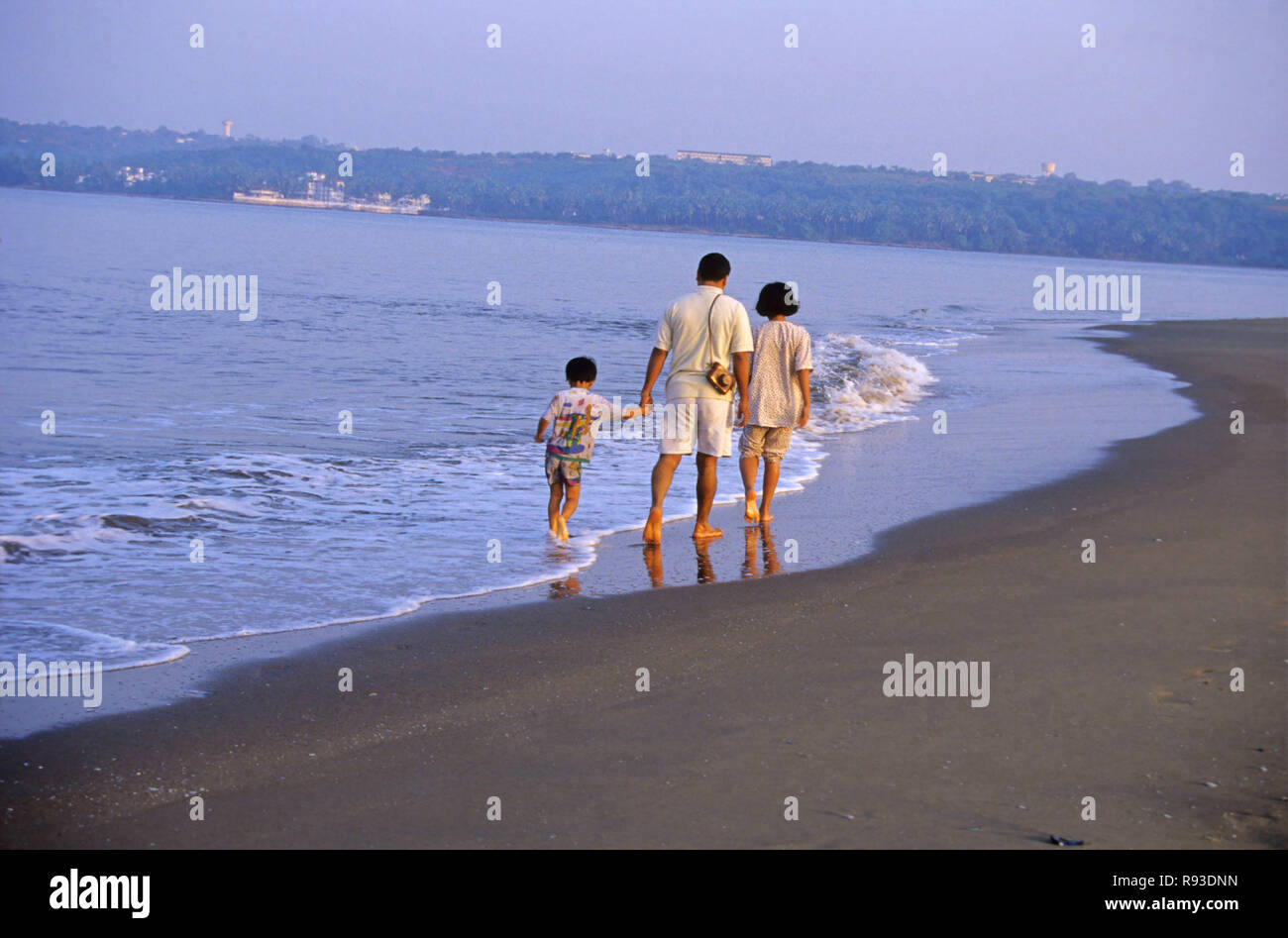 Three men goa hi-res stock photography and images - Alamy