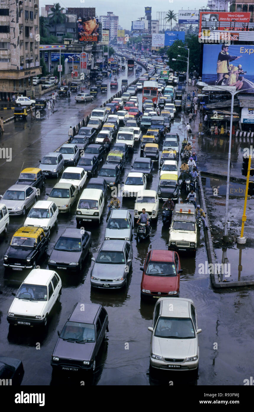 Traffic places hi-res stock photography and images - Alamy