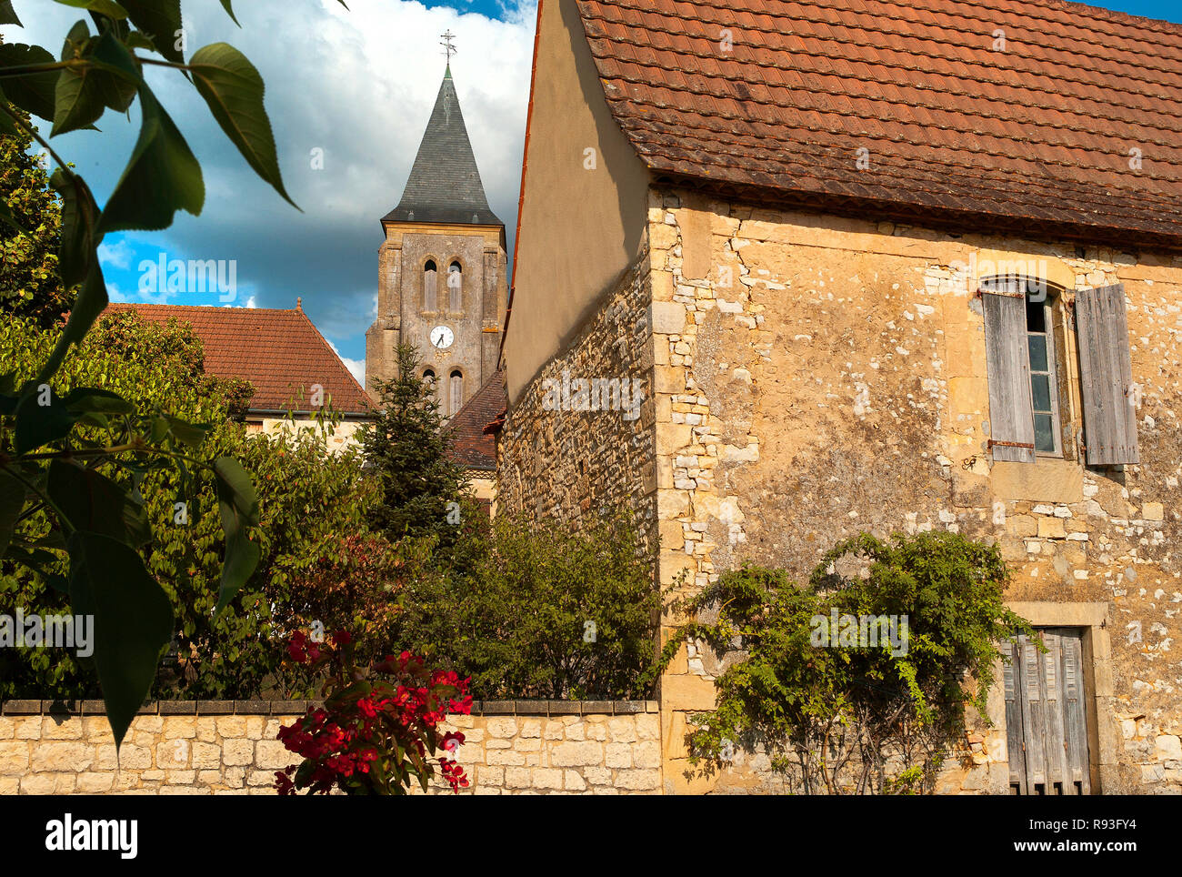 La nouvelle eglise hi-res stock photography and images - Alamy