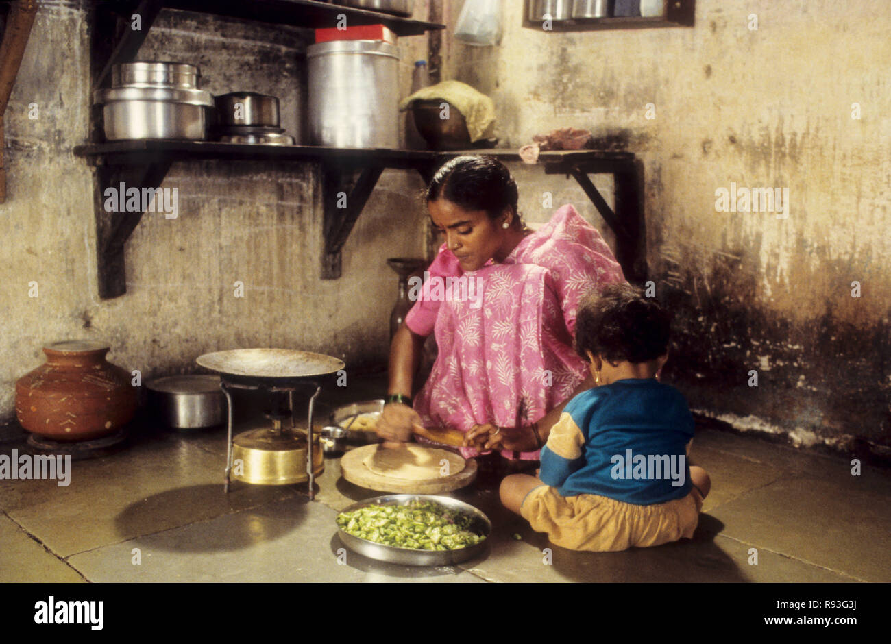 Indian Lady Cooking High Resolution Stock Photography and Images - Alamy