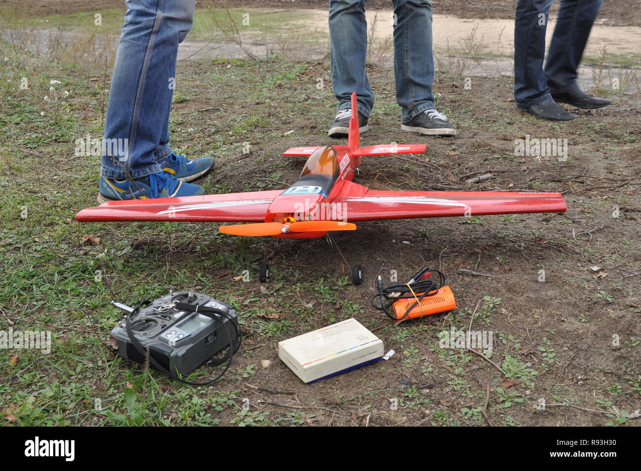 Electric radio controlled airplane hi-res stock photography and images ...